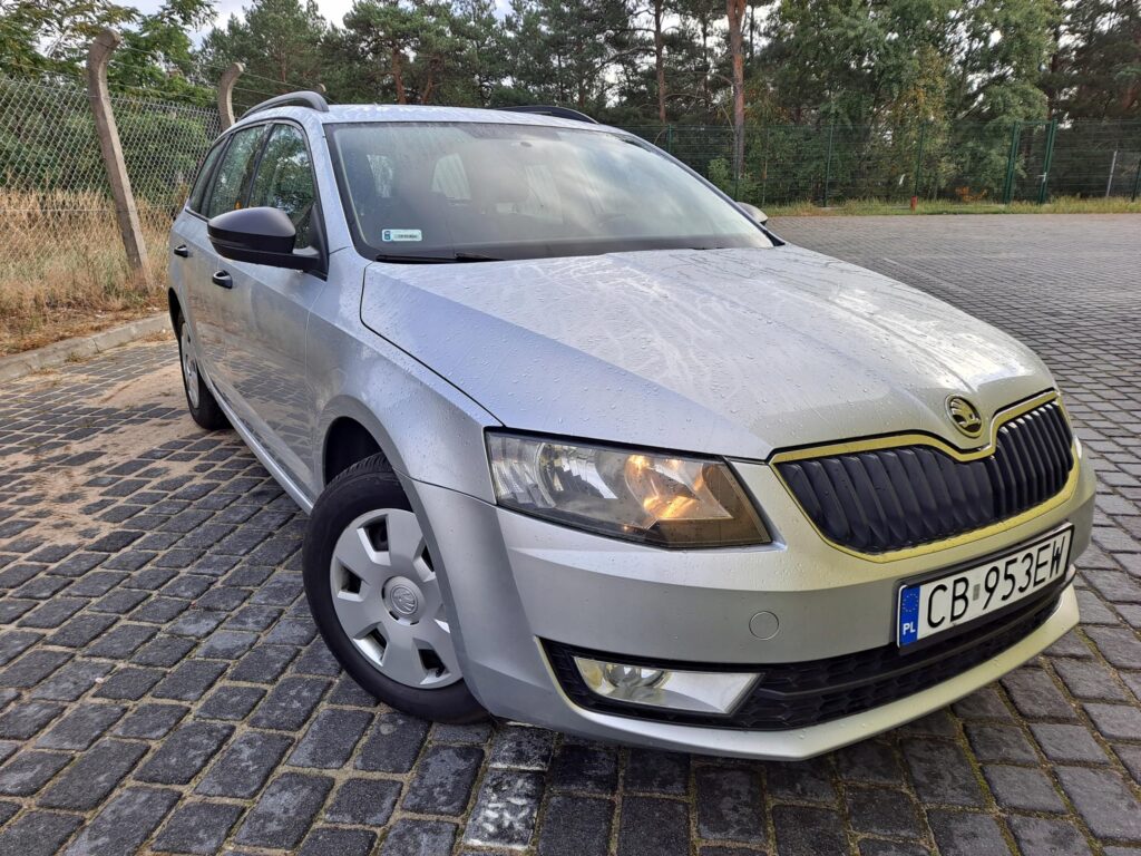 SKODA OCTAVIA III Combi (5E5) 1.2 TSI 110 KM – PV FORUM